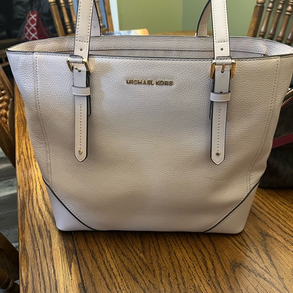 Michael Kors | Bags | Michael Kors Light Pink Tote Bag | Poshmark